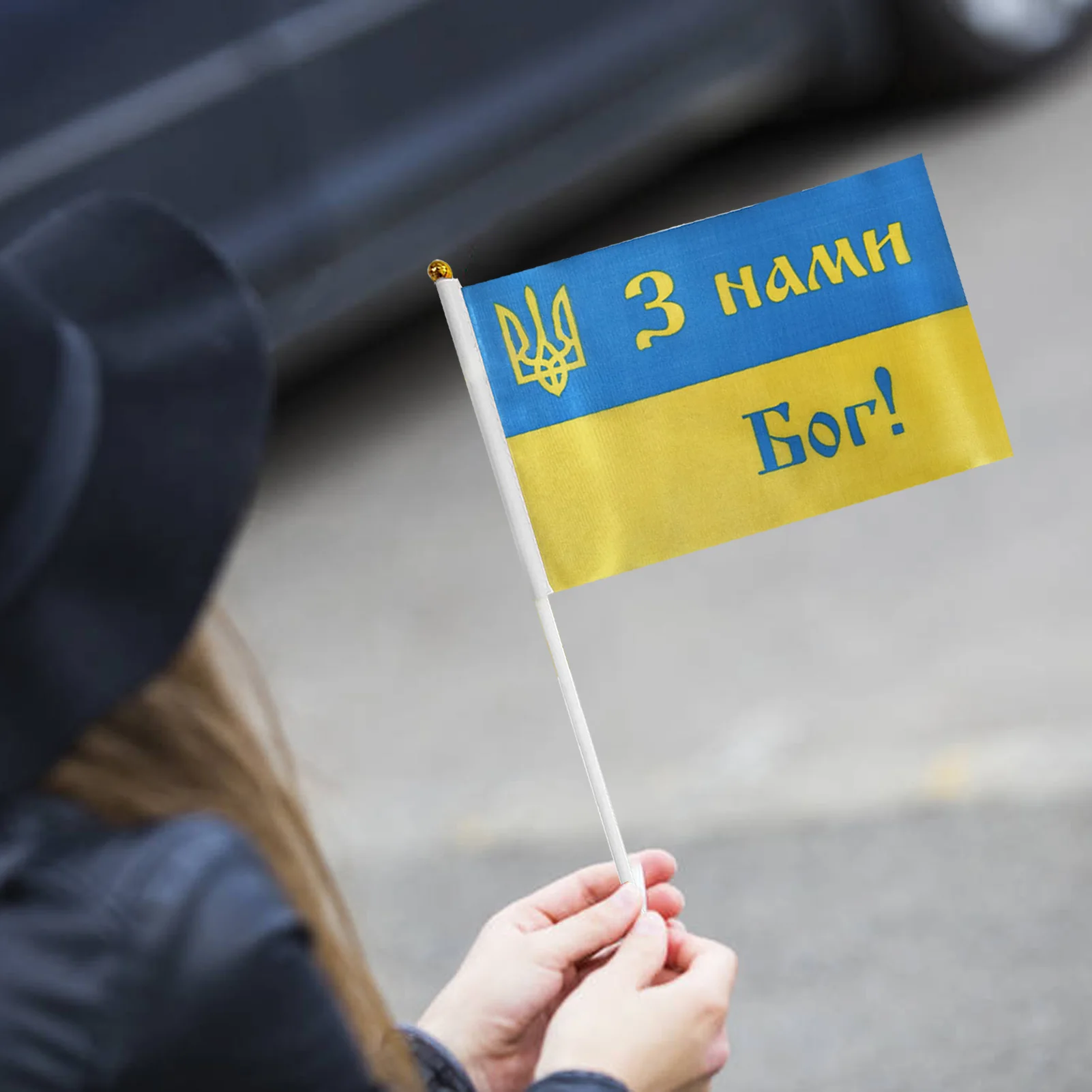 Ukraine Flag 100Pcs 8.2x5.5in Ukraine Hand Waving Mini Stick Flags ...