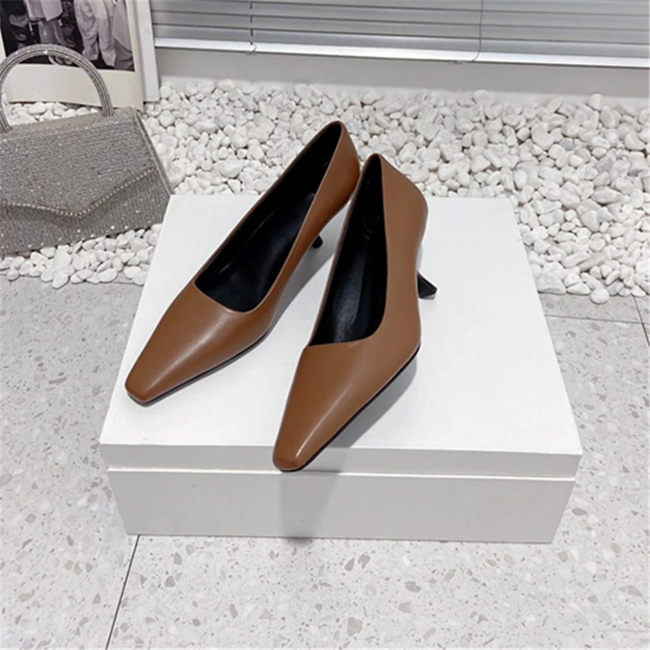 New-Almond-Pump-Shoes-In-Calf-Skin-High-Quality-Kitten-Heels-Extended ...