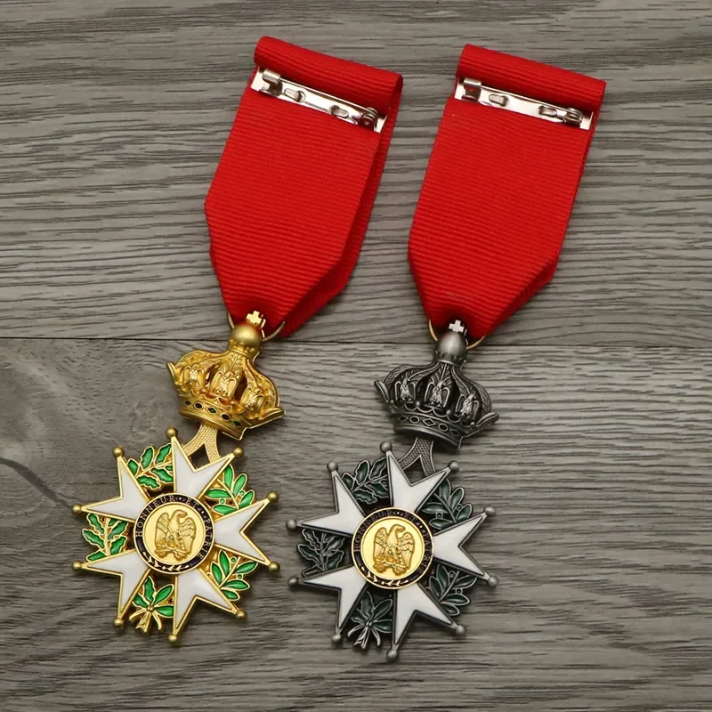 Insigne de la médaille, ints des chevaliers seniors de l'empereur ...