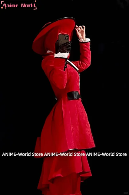Kuroshitsuji Madam Red Cosplay