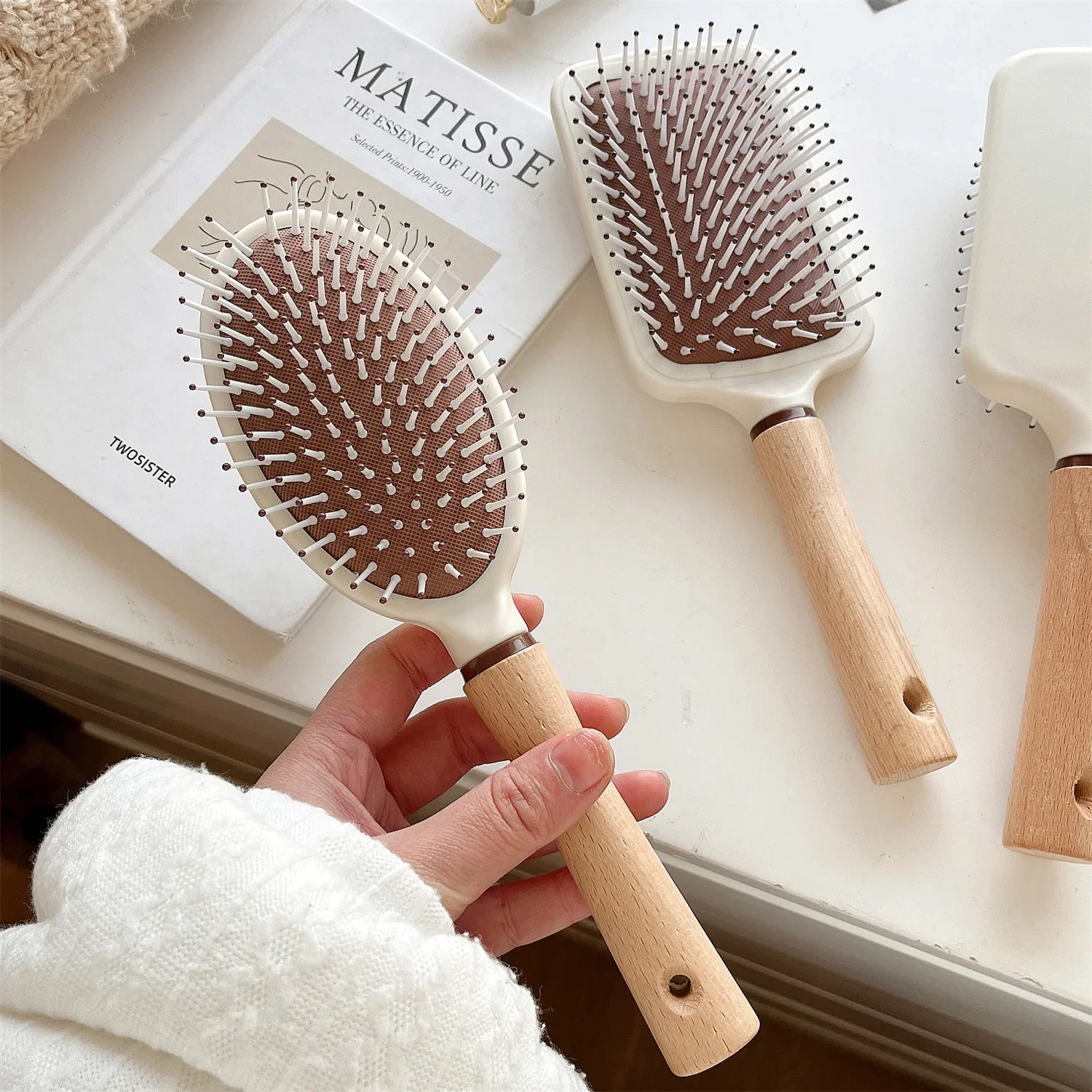 Portable-Anti-Static-Puffy-Curl-Hair-Brush-Home-Massage-Air-Cushion ...