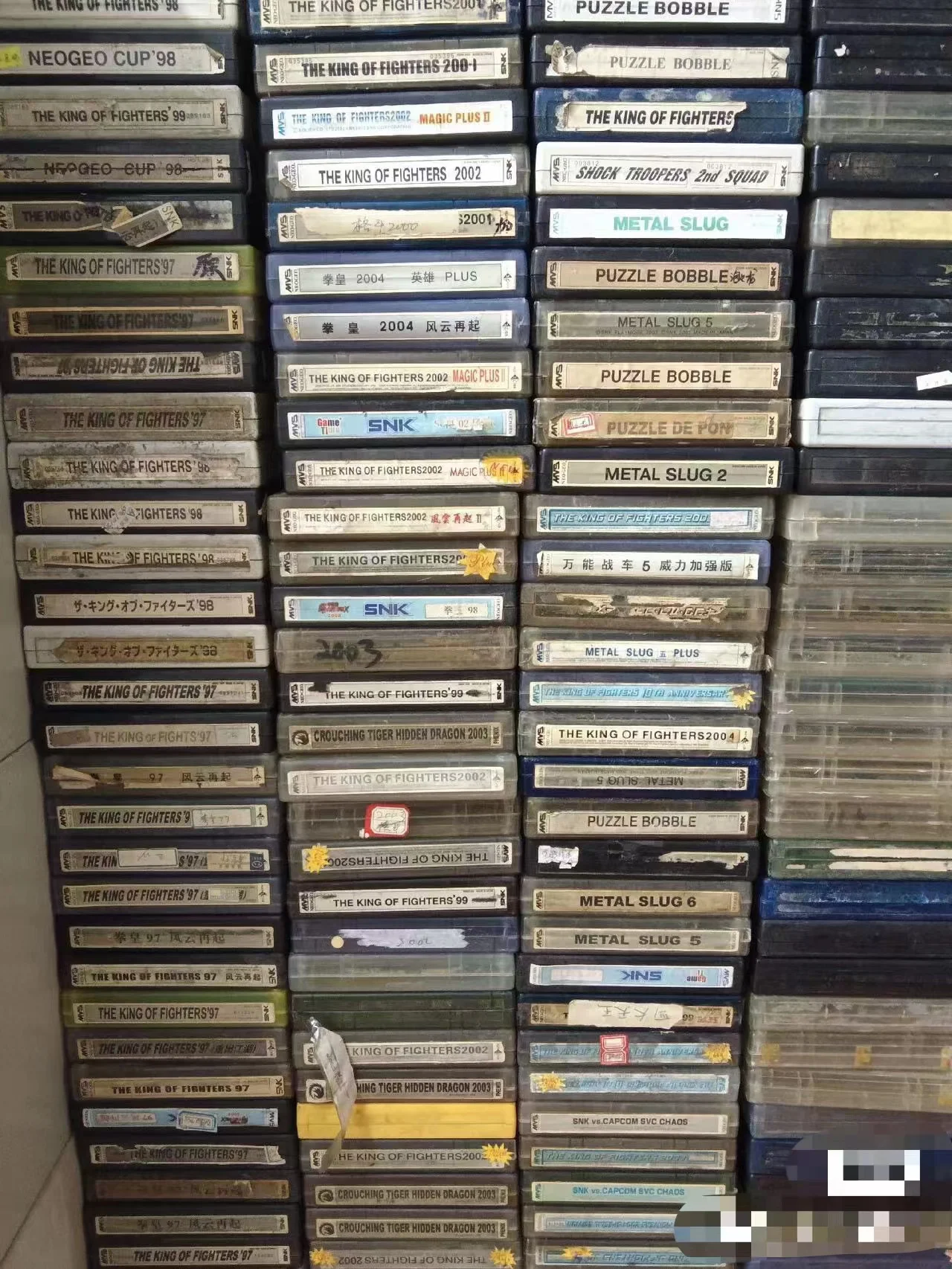 MVS-Arcade-SNK-Game-Cassette-Tapes-no-son-originales.jpg