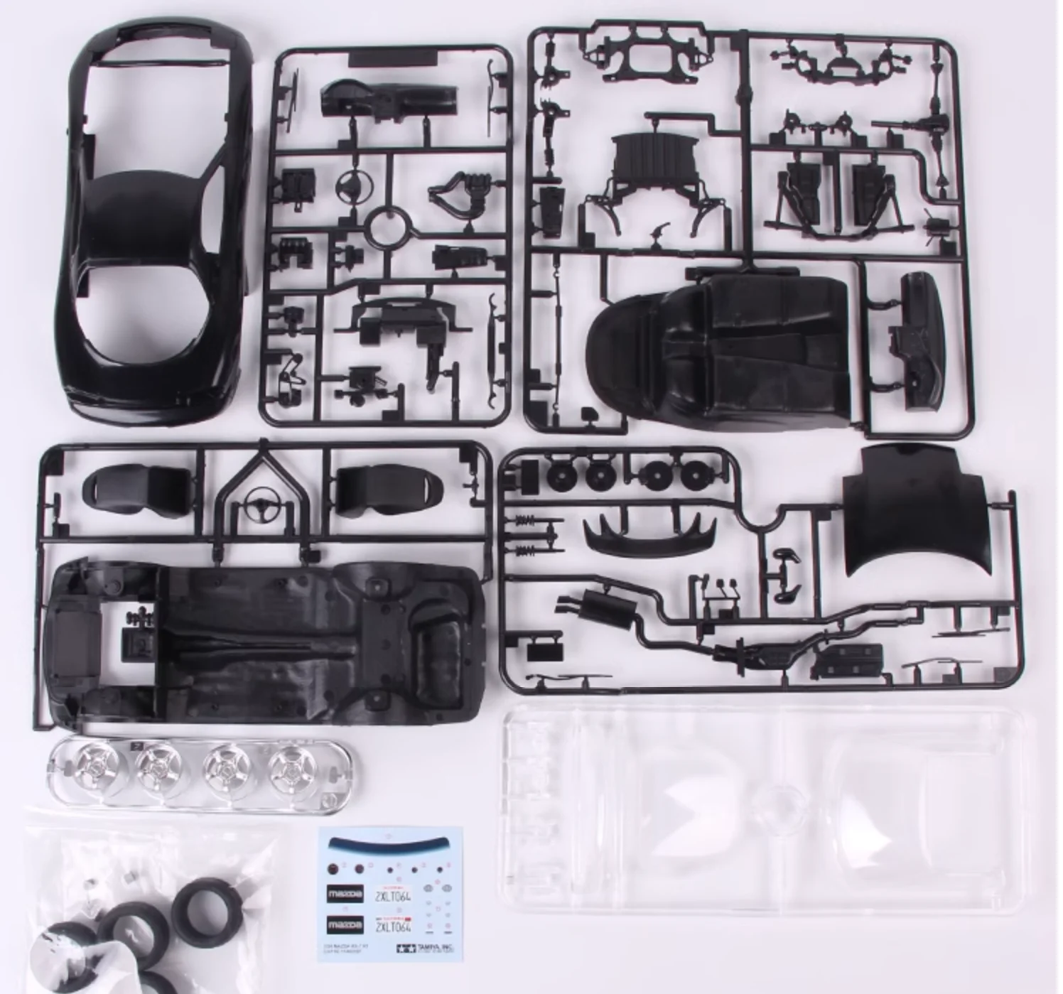 Tamiya 24116 1/24 Scale Model Sports Car Kit Efini RX7 FD-3S Type-R1