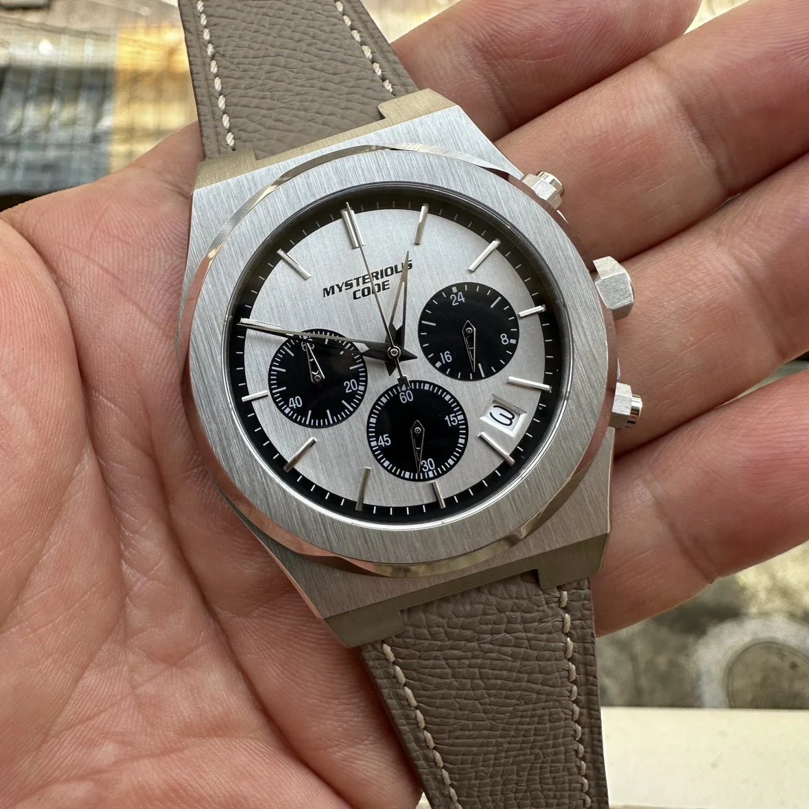 Mysterious-Code-Men-Pilot-Watch-Chronograph-Quartz-Watches-40mm-Panda ...
