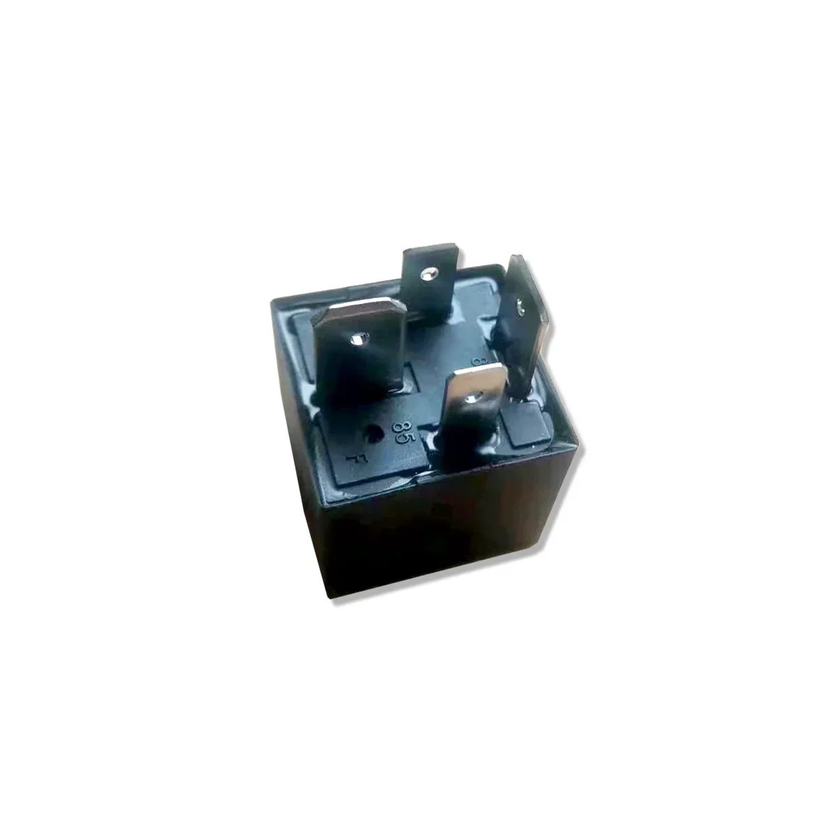 21255974-81259020363-3645427319-1439172-20390648-24V-4-80A-MERCEDES ...