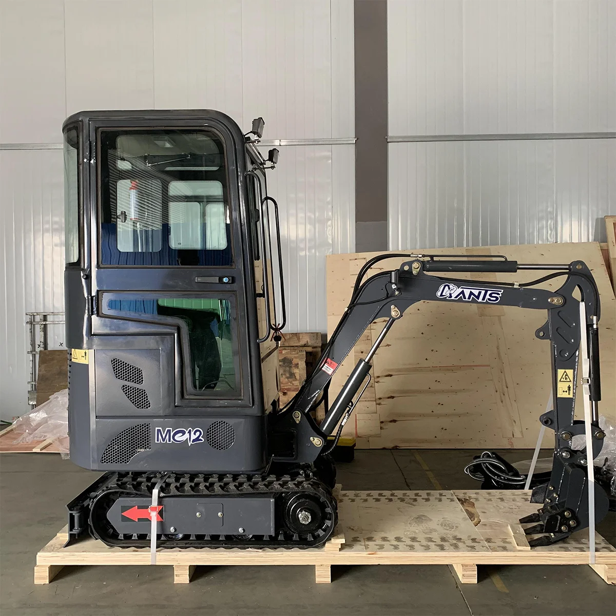 Mini Excavator 1 ton 1.5 ton Electric Excavator with Enclosed Cab ...