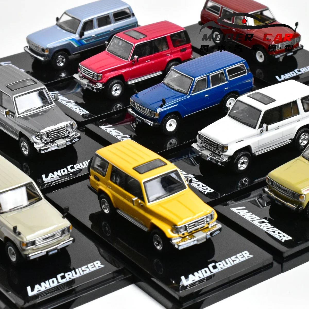 Hobby-Japan-1-64-LC70-2001-LC60-1981-Diecast-Model-Car.jpg