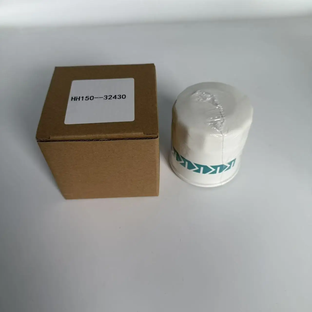 HH150-32430 70000-15241 Oil Filters For Kubota D722 D902 WG750 WG972 ...