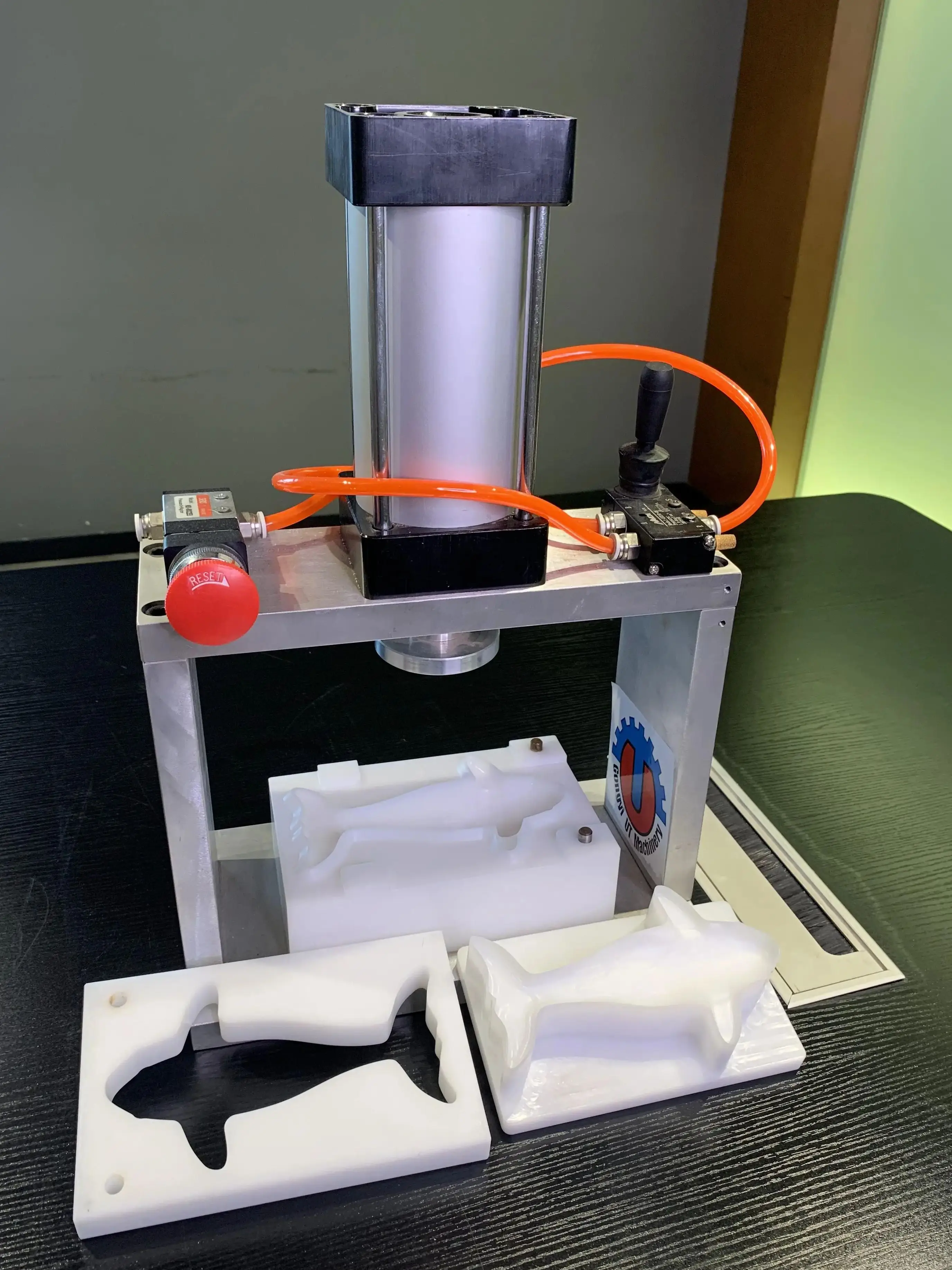 2024-Handmade-Bath-bombs-ball-press-tools-pneumatic-bath-bombs-fizzer ...