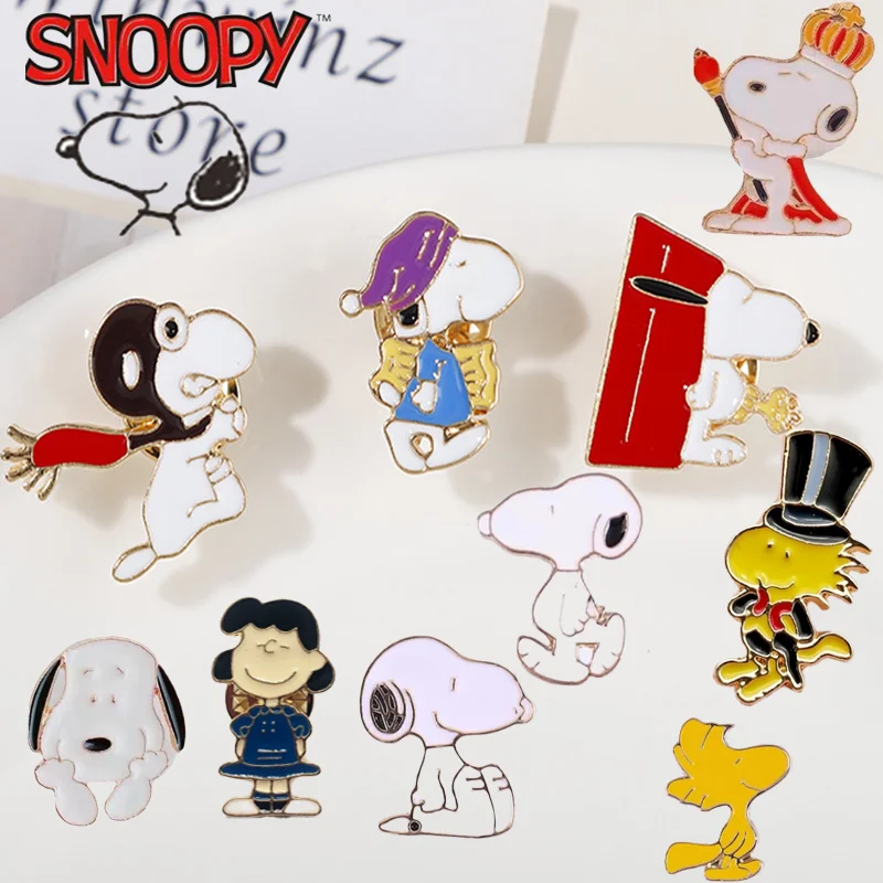 Broches-de-Snoopy-insignias-de-esmalte-de-Anime-insignias-de-solapa ...