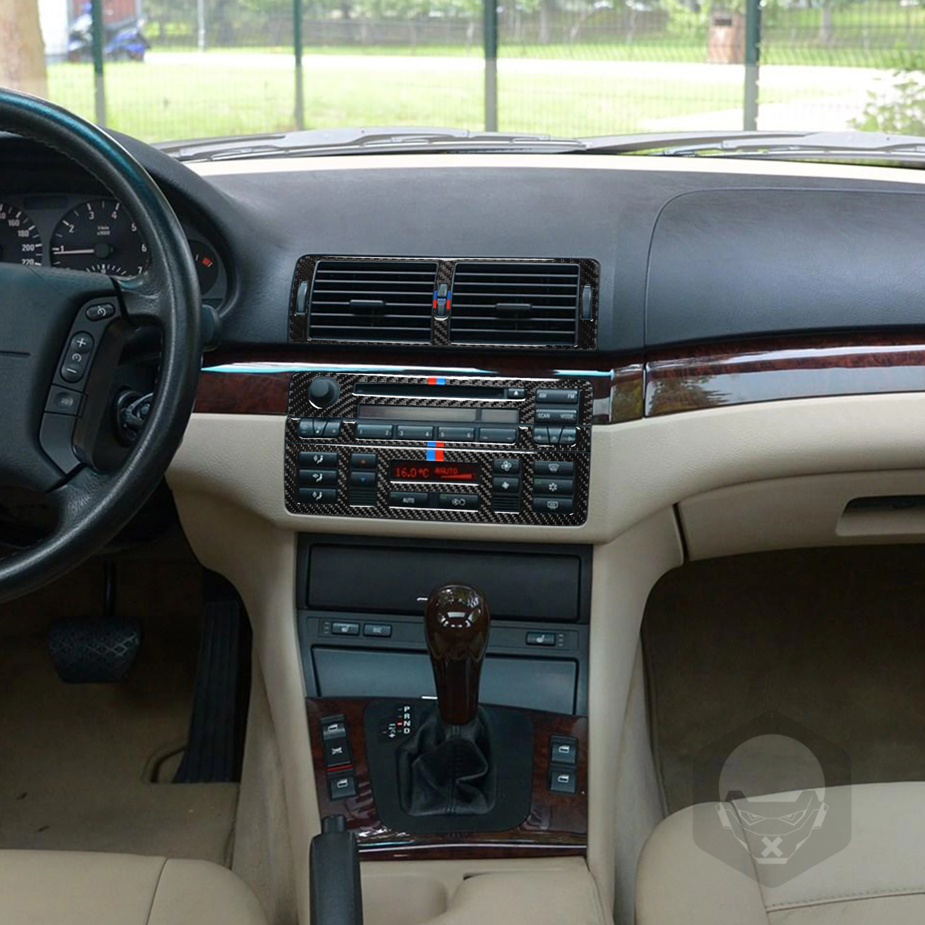 2004 Bmw 325xi Interior