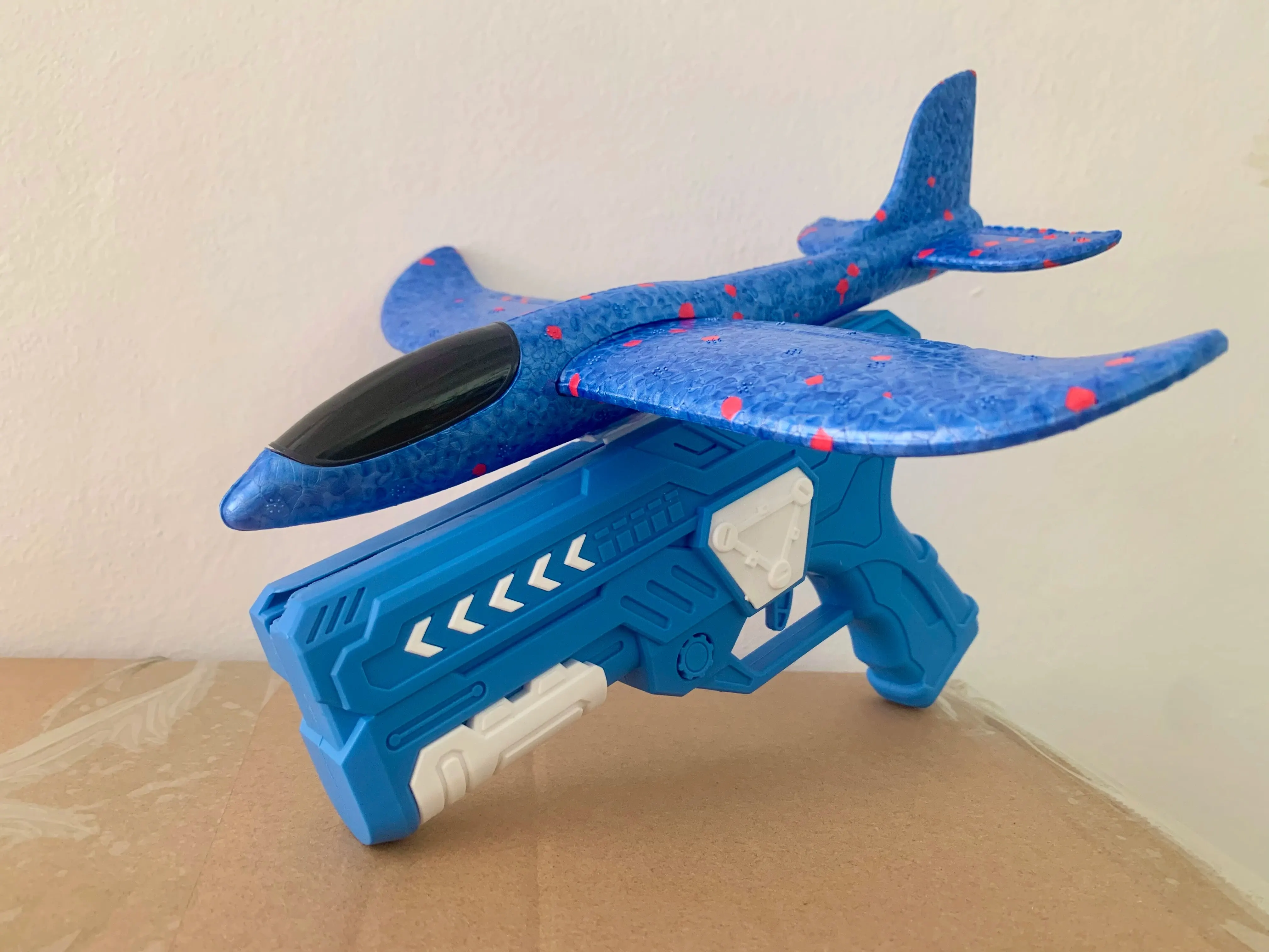 Foam Plane Catapult Launcher for Kids - Safe Flying Glider Toy with 1 ...
