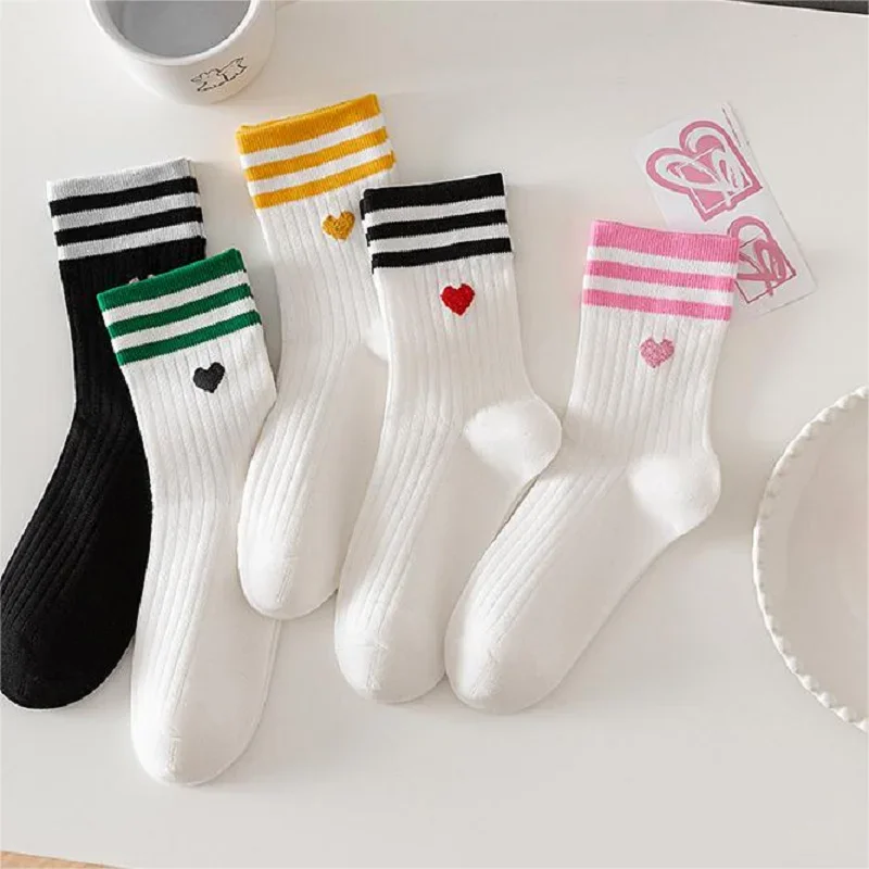 Versatile-Style-Autumn-and-Winter-Medium-Women-s-Socks-Fashion-Love ...