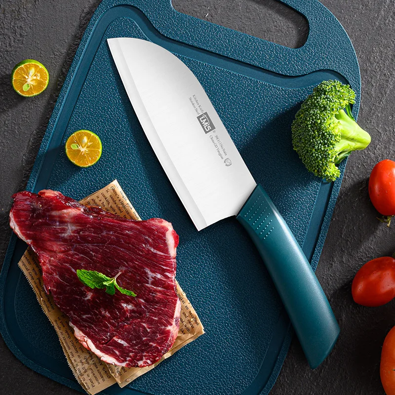 Cutting Tools In Kitchen