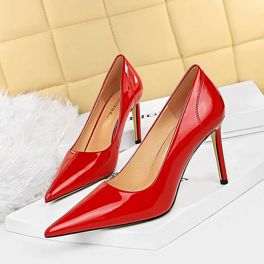 Red High Heels 2022
