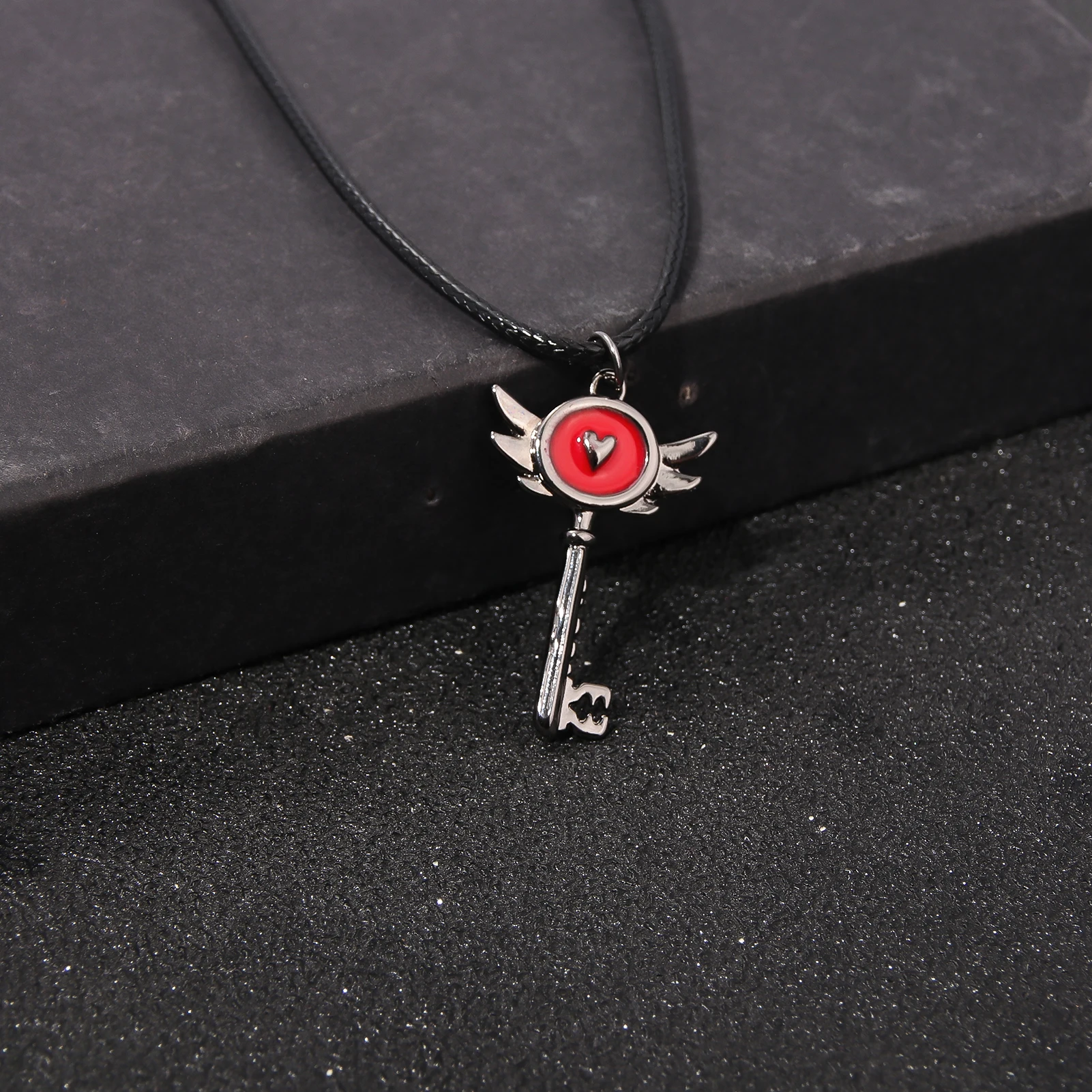 Anime-Hazbin-Hotel-Key-Necklace-Lucifer-Morningstar-Group-Cosplay-Heart ...