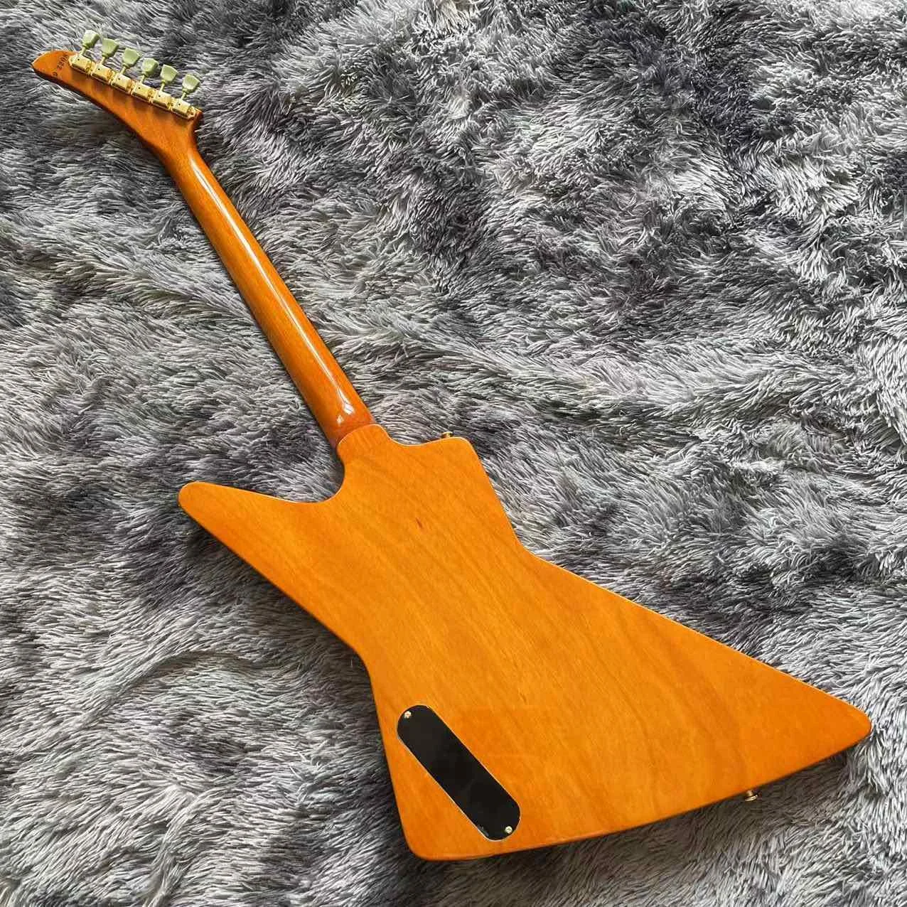 Gibson Explorer Back