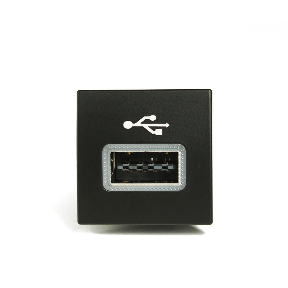 Adaptateur-d-Entr-e-USB-pour-Voiture-Audio-Radio-Disque-U-Flash-Prise-C ...