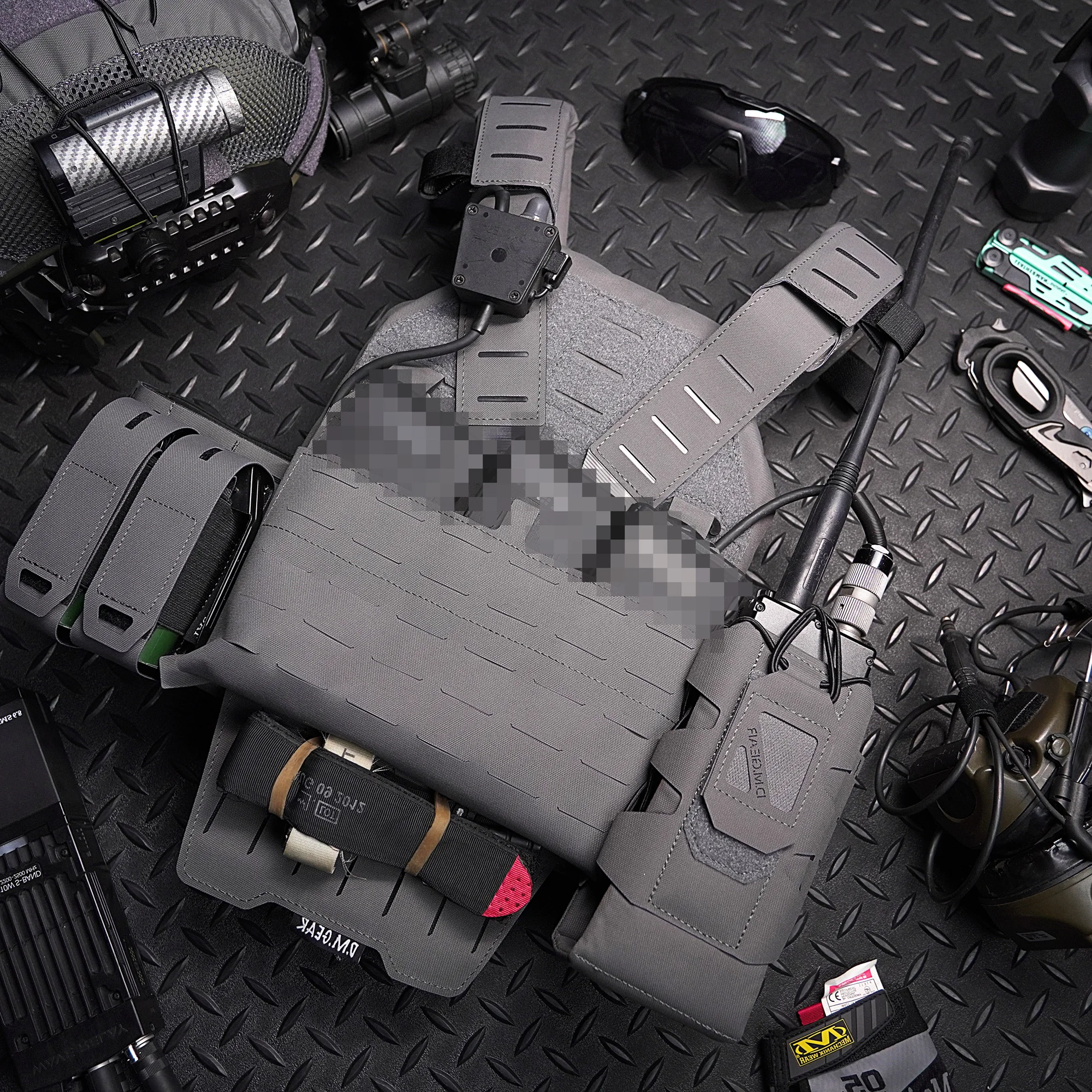 DMGear-simple-version-lightweight-tactical-vest-multi-function-sports ...