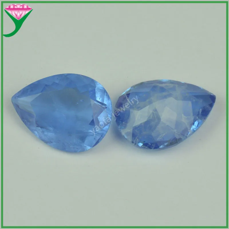 Batu Kristal Yang Warna Biru