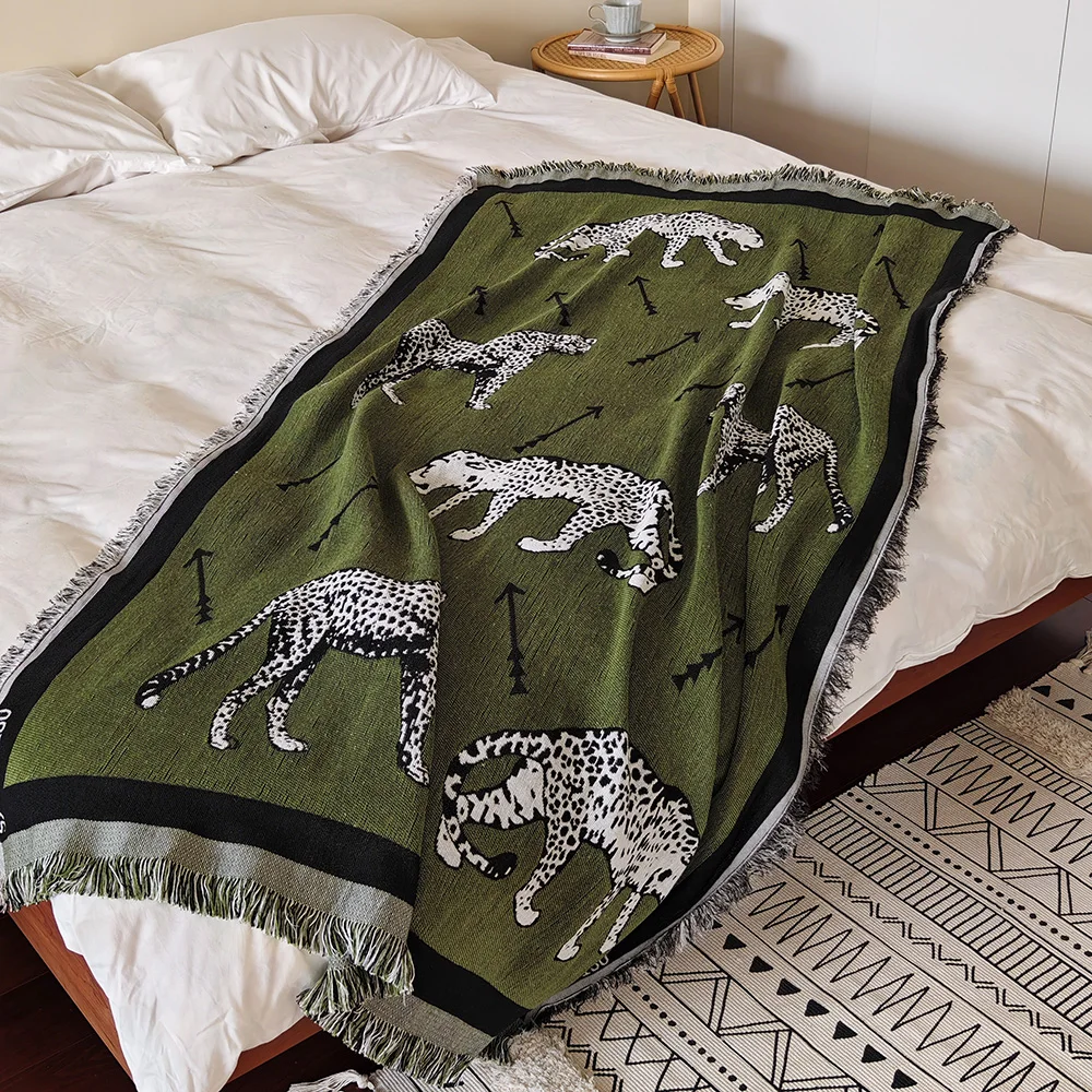 Wild-Cheetah-Throw-Blanket-for-Home-Decor-and-Outdoor-Activities-Bed ...