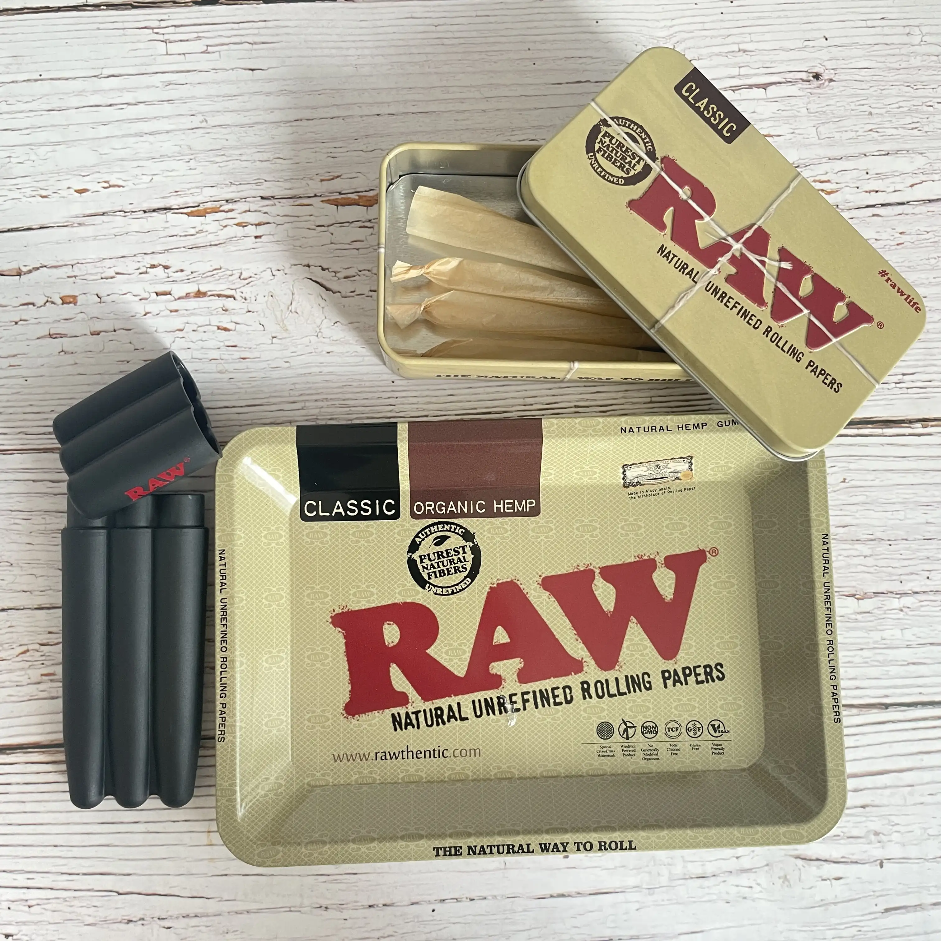 Raw Rolling Paper Kit