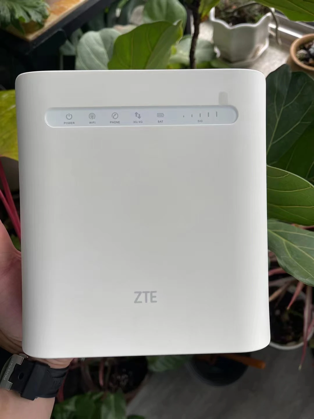 Zte Mf286 4g Lte Cat6 Router Fdd Dl300/50mbps Band 1/3/7/8/20 700/900 ...