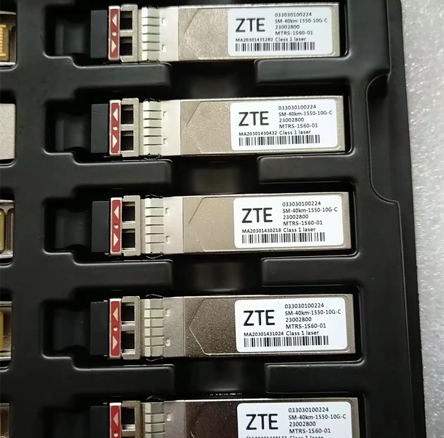 ZTE-10G-40KM-SFP-Fiber-optical-module-033030100224-23002800-SM-40KM-1550-10G-C-MTRS-1S60.jpg