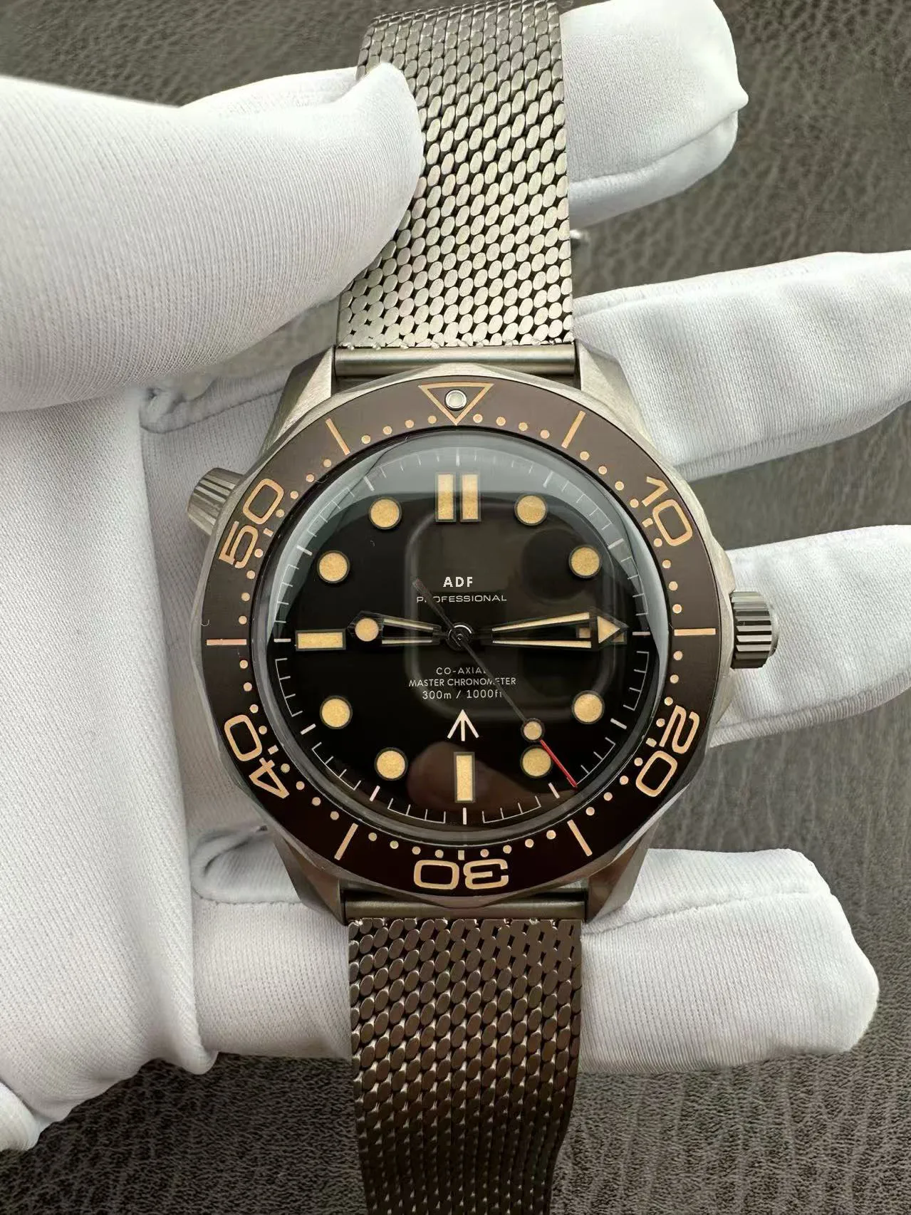sea Best quality vsf master titanium diver swim 300m no. 007 no time to ...