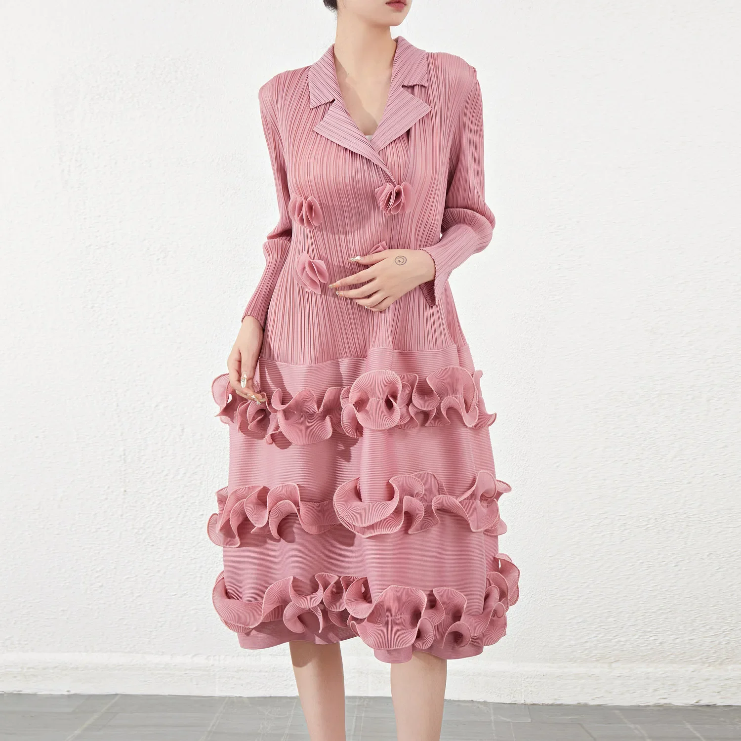 Autumn-and-Winter-New-French-Ruffle-Edge-Slim-Fit-Dress-Elegant-and ...