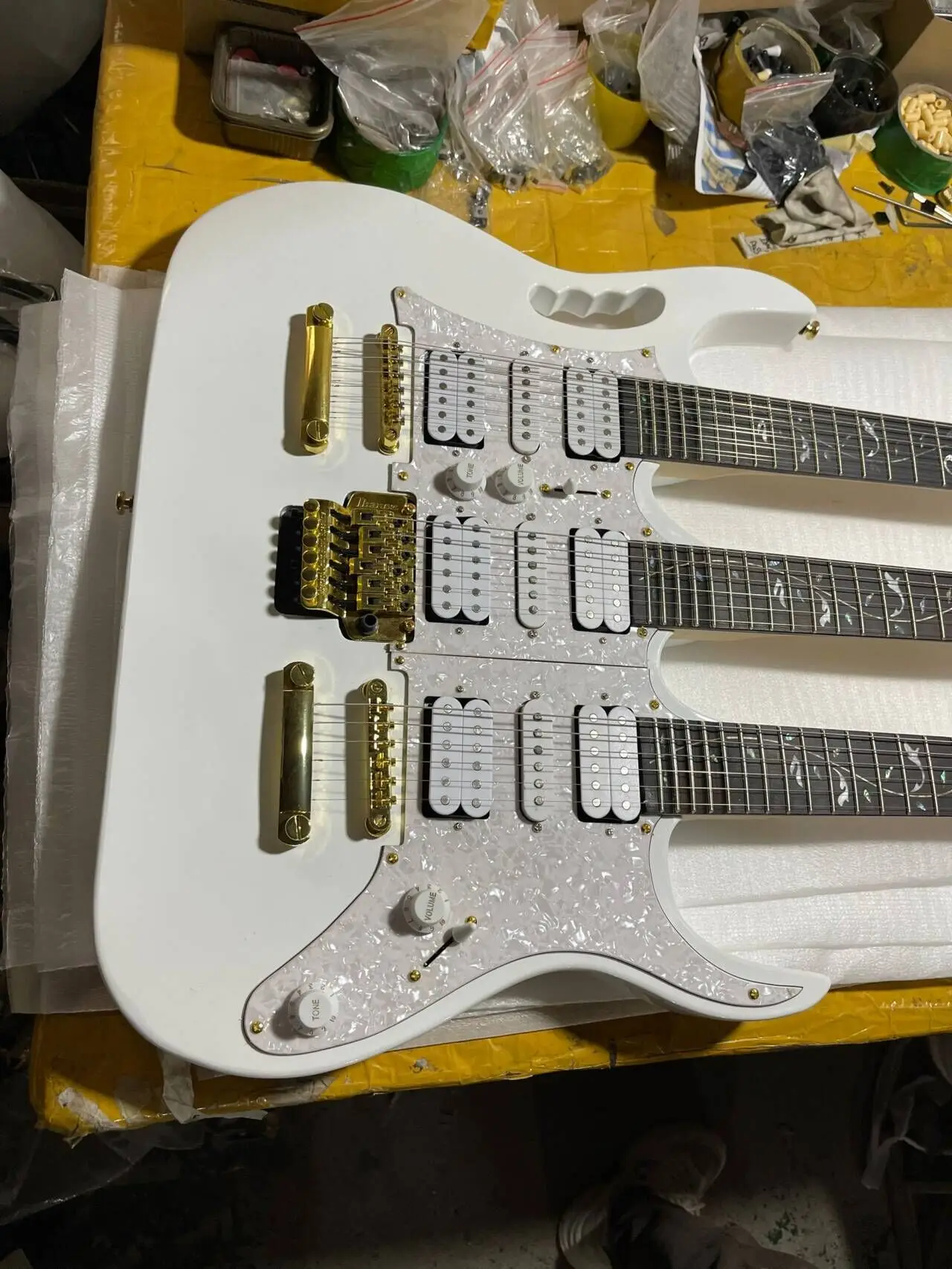 Factory-custom-New-Top-Quality-white-6-6-12-Strings-3-neck-21-to-24 ...
