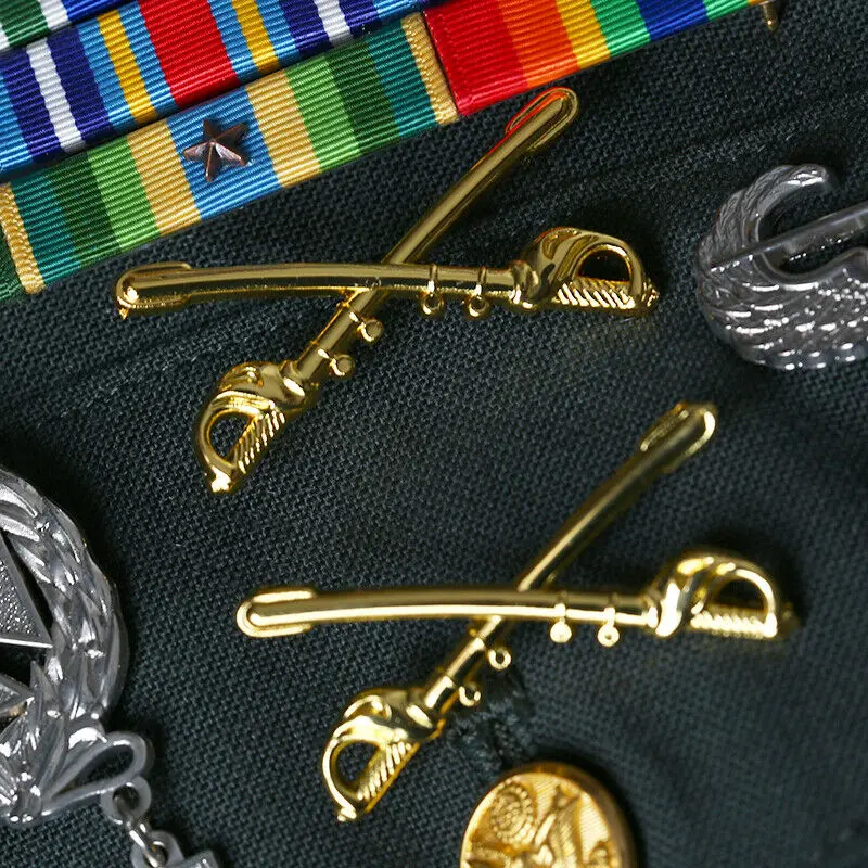 High Quality WW2 US ARMY CAVALRY SWORDS METAL OFFICER COLLAR BADGE ...