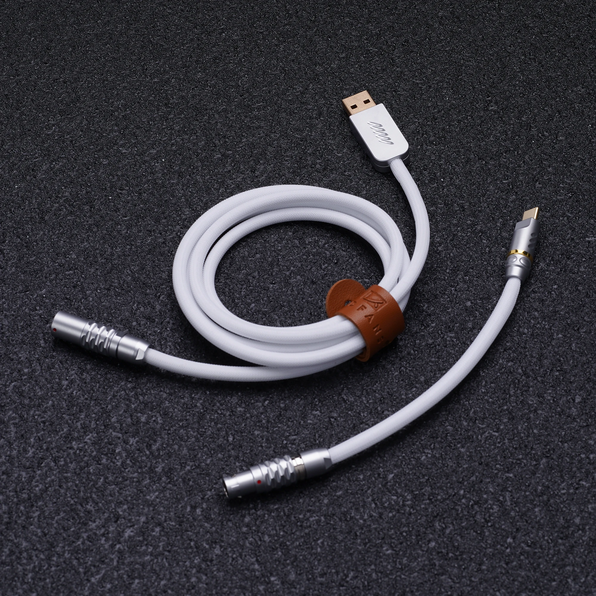 Aviation-Plug-Custom-Mechanical-Keyboard-USB-C-Cable.jpg