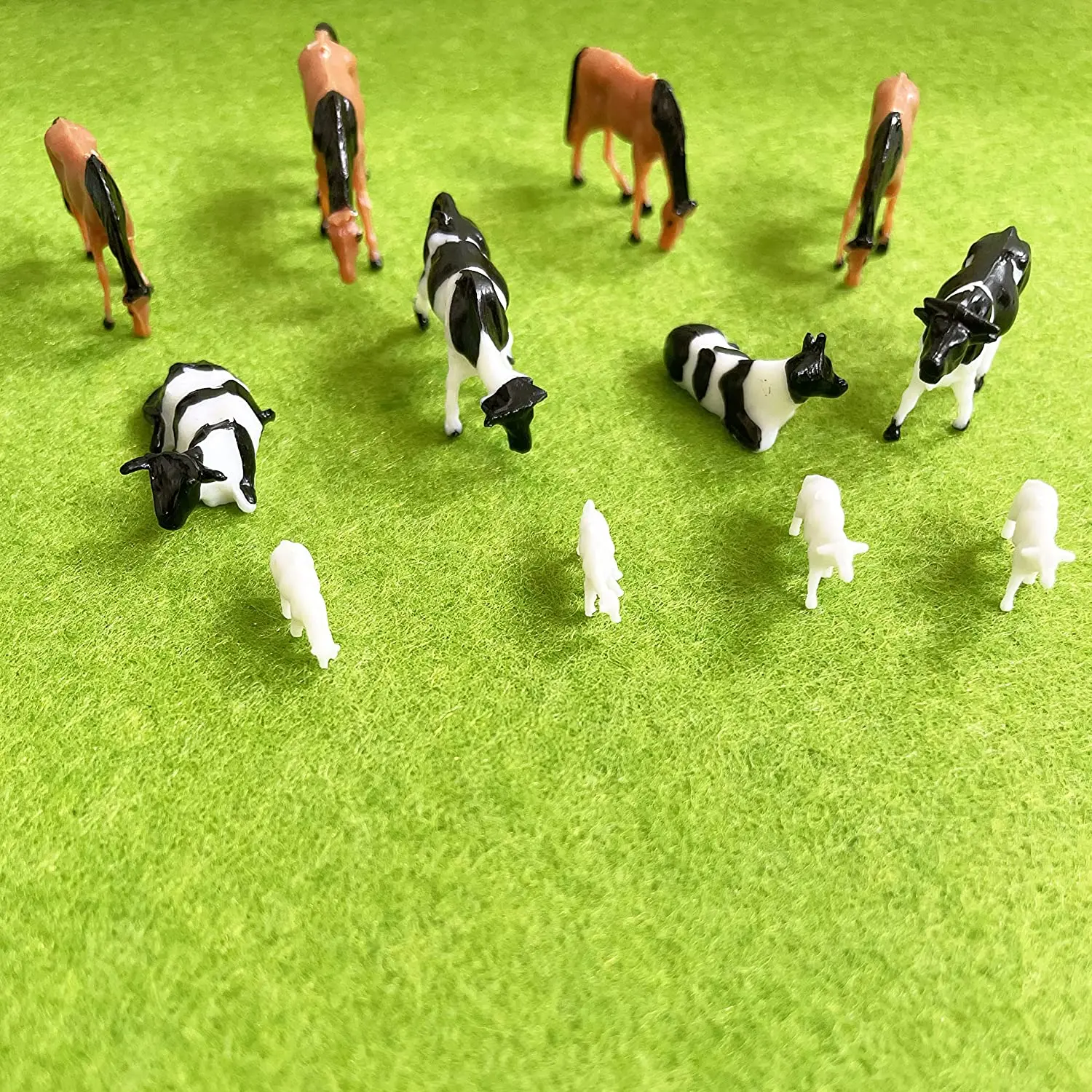 12pcs-1-87-Scale-HO-OO-Gauge-00-Model-Railway-12-Mixed-Farm-Animals ...