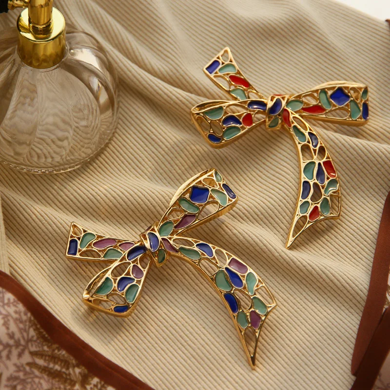 Women-s-Jewelry-New-Simple-Large-Hollow-Geometric-Brooch-Retro-Color ...