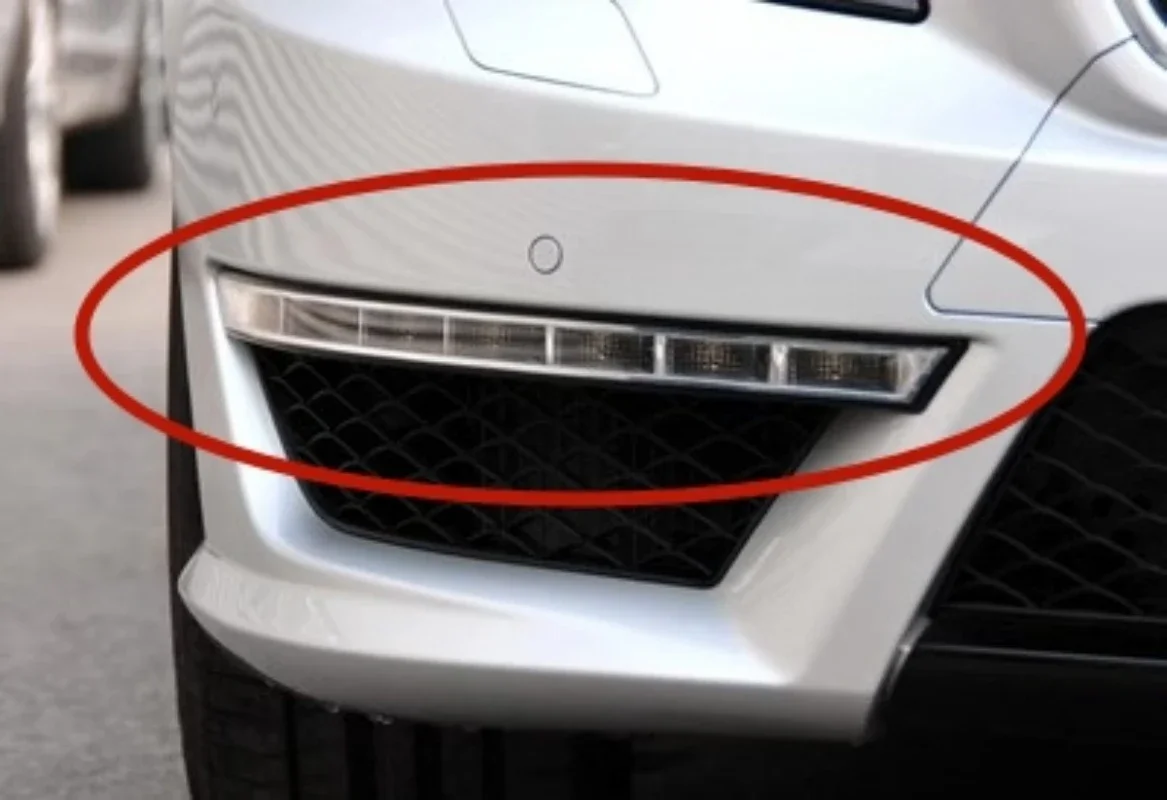 A-pair-Daytime-Running-Light-Assembly-for-Mercedes-Benz-CLS-W218-2012 ...