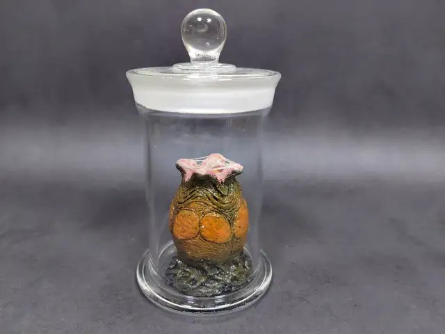 Alien Egg Jar Xenomorph Egg Glass Jar Xenomorph Embryo Movie Prop Replica