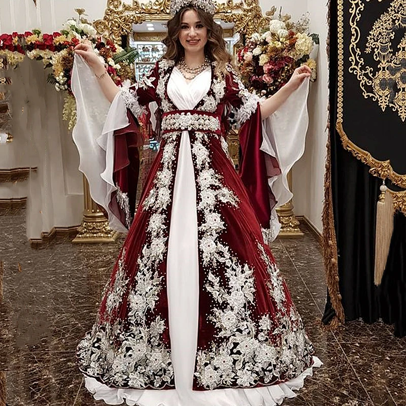 Traditional Arabian Wedding Dresses