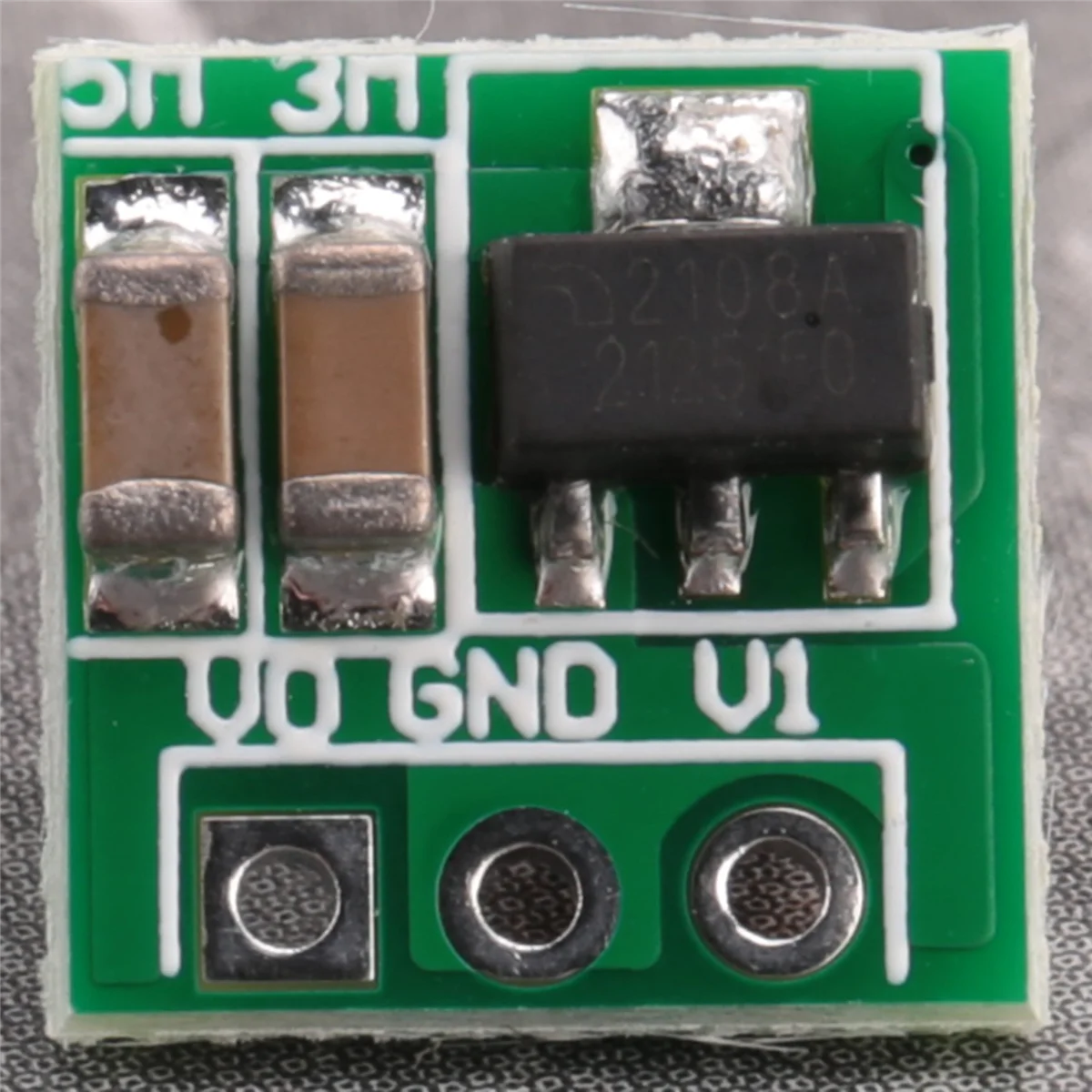 0-9-5V-To-5V-DC-DC-Step-Up-Power-Module-Voltage-Boost-Converter-Board-1.jpg