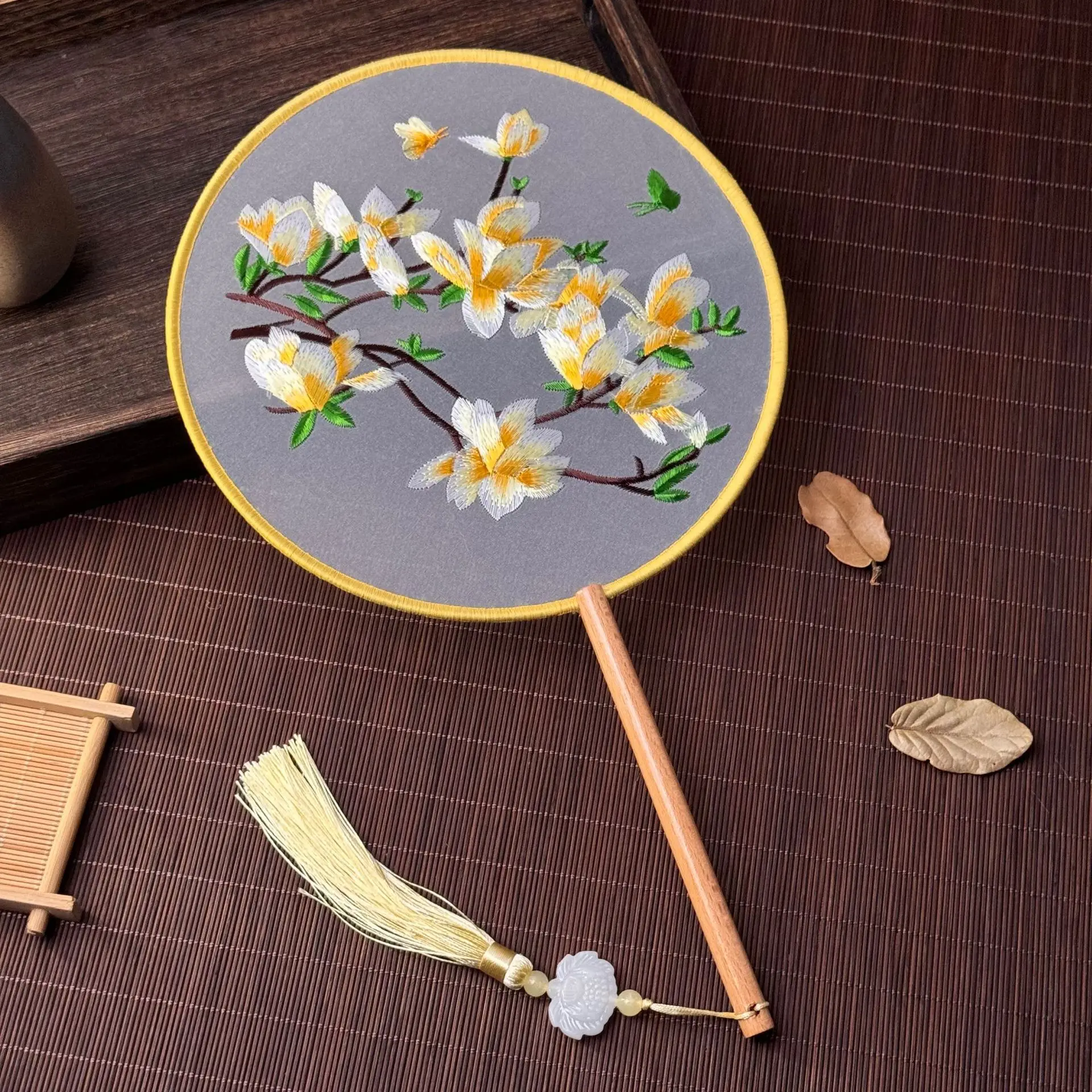 Retro-Hand-Fan-Chinese-Silk-Suzhou-Embroidered-Round-Fan-Home ...