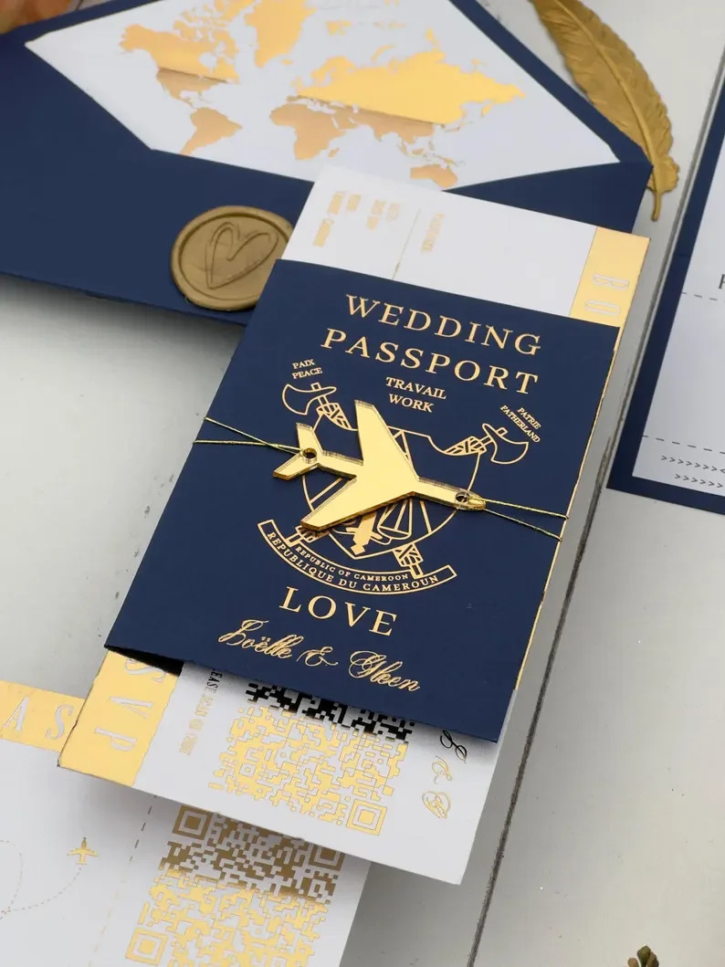 Travel themed wedding invitations | Beachweddingtips.com