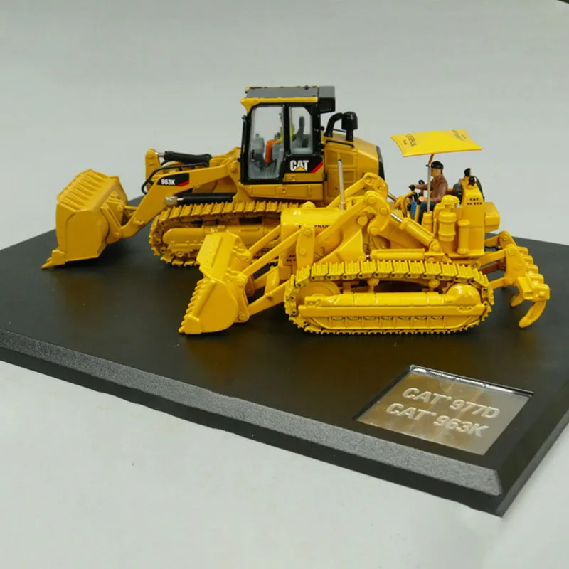 DM-Diecast-1-50-Scale-CAT977D-963K-Bulldozer-Forklift-Engineering ...