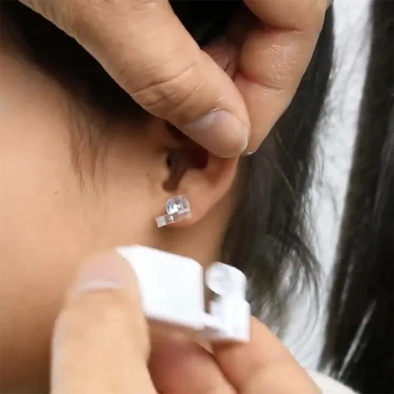 1pc-Disposable-Ear-Nose-Piercing-Gun-Household-Ear-Piercing-Gun-Ear ...