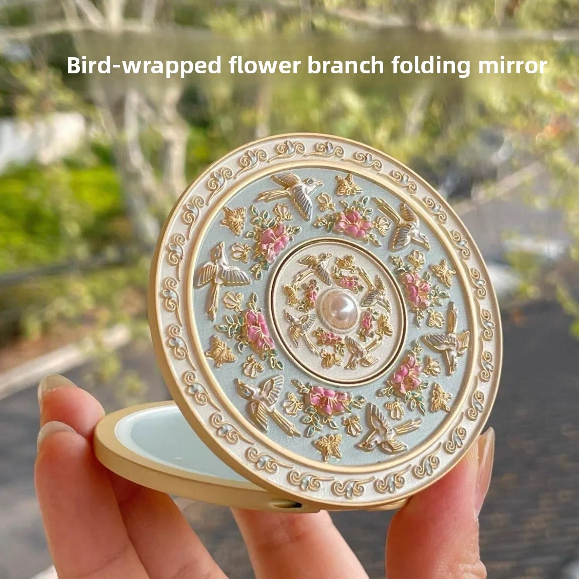 Beijing merchandise icing on the cake sparrow around the flower branch ...