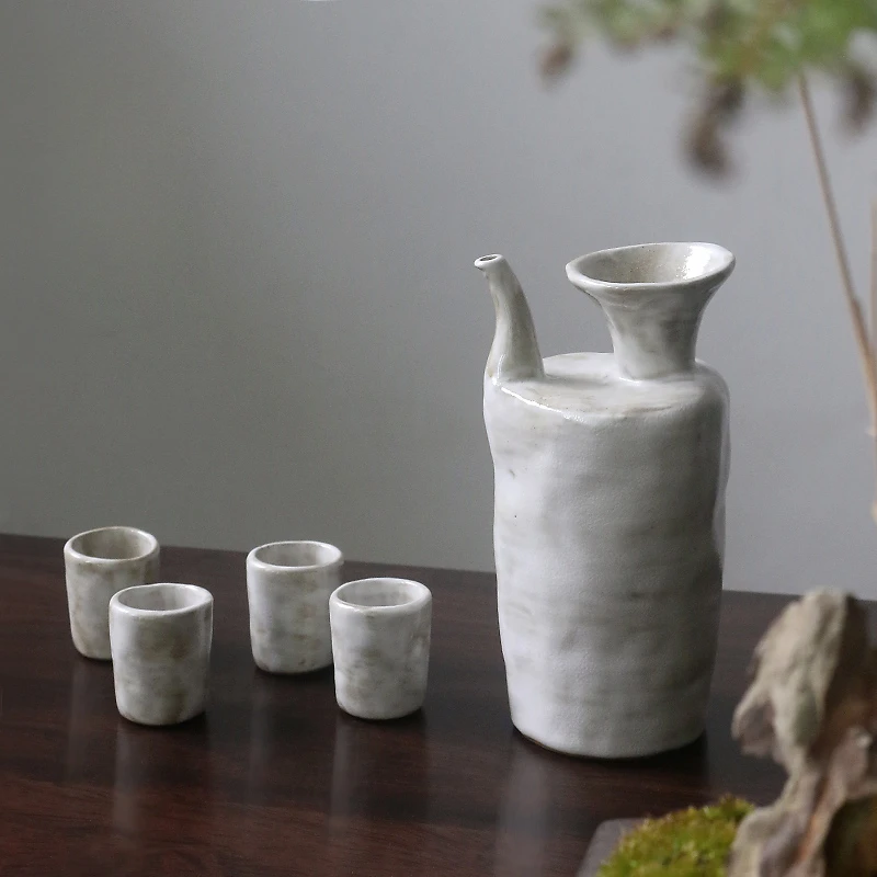 Wine-divider-Sake-a-pot-of-four-drinking-sets-Vintage-wine-pot-Upscale ...