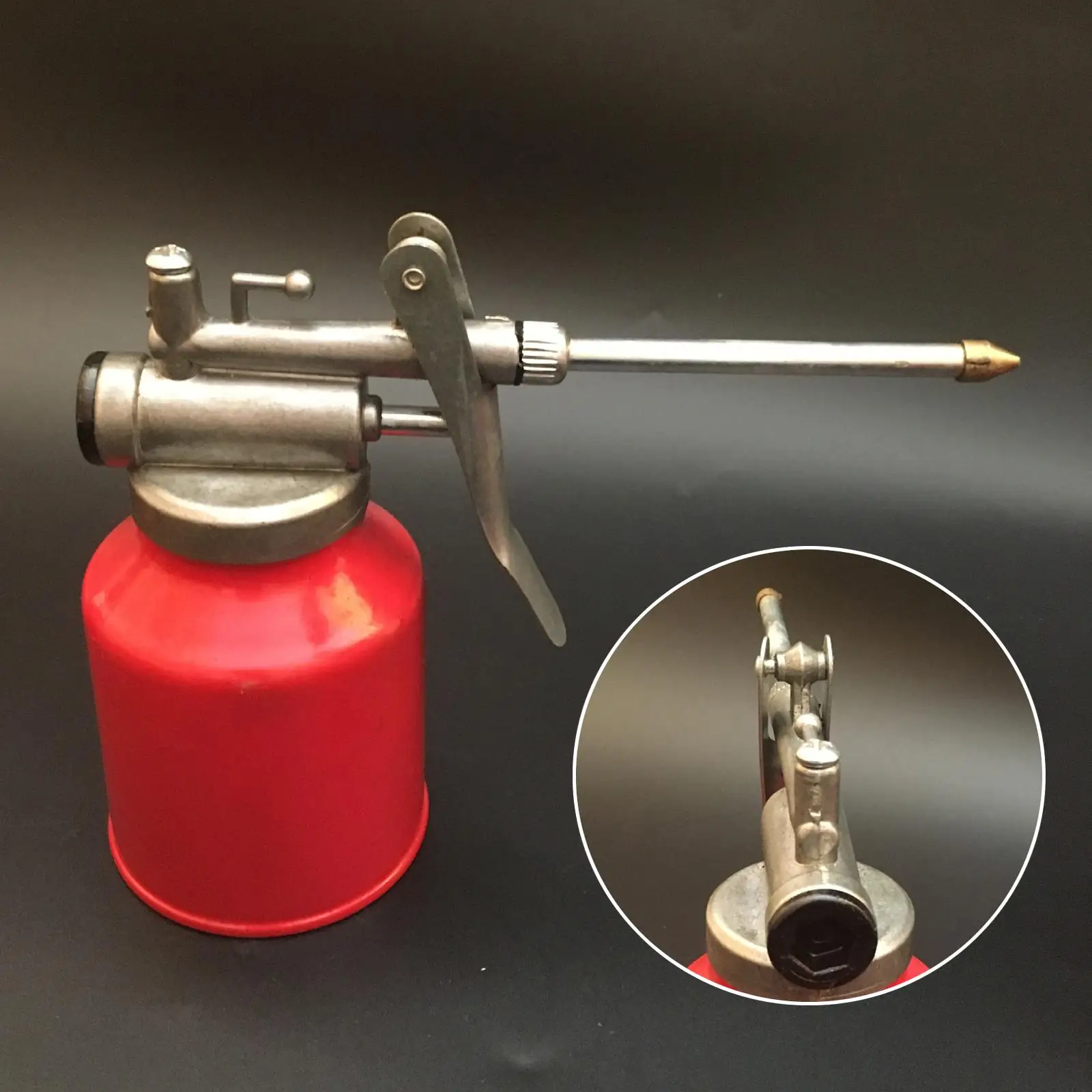 High-Pressure-Thumb-Pump-Oiler-with-Long-Nozzle-Oil-Pot-Spray-Can ...