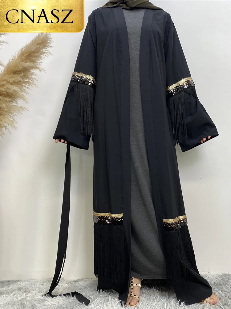 Qatari Women Clothing