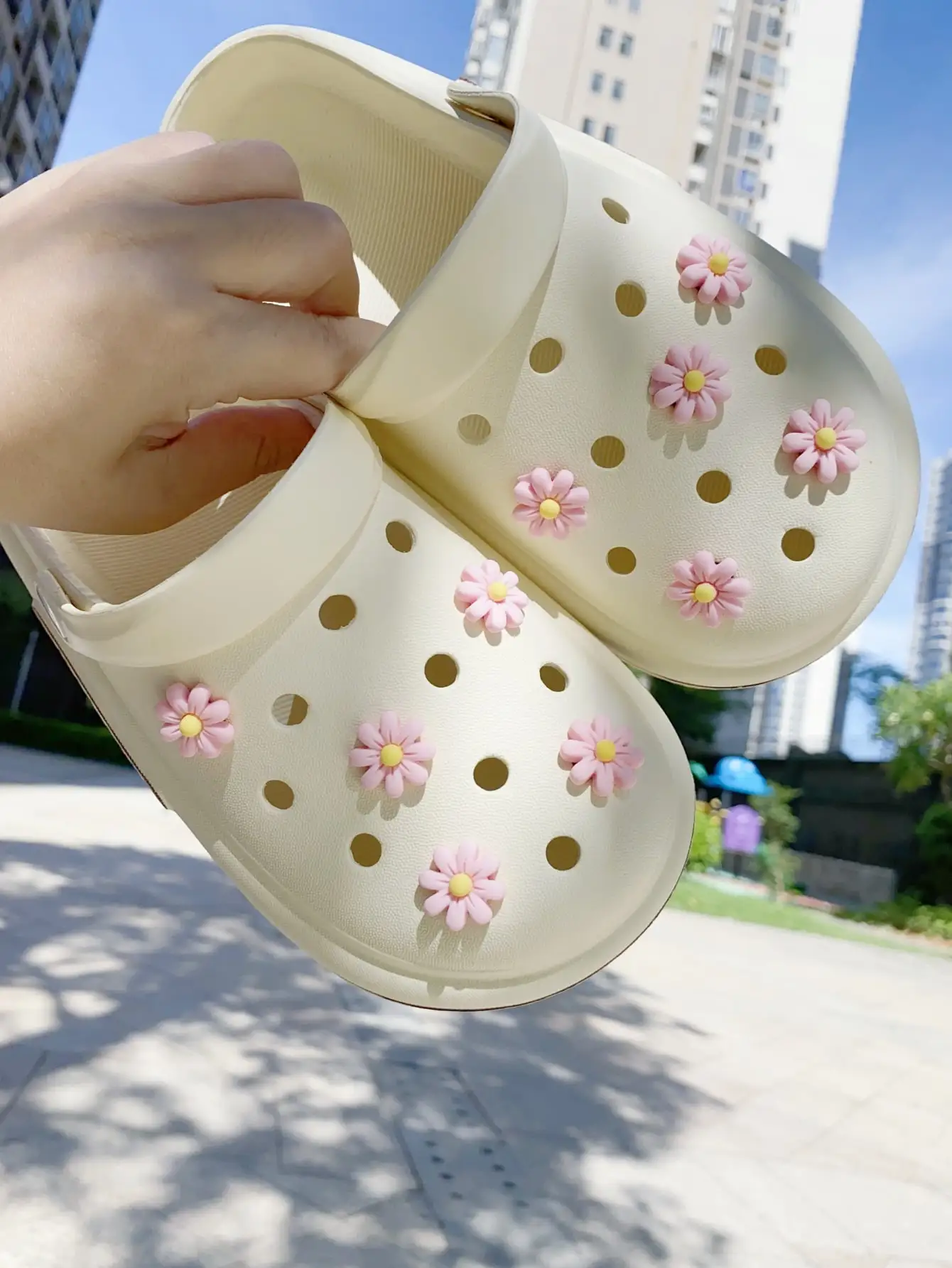 Crocs-Bot-n-de-flores-tridimensional-desmontable.jpg