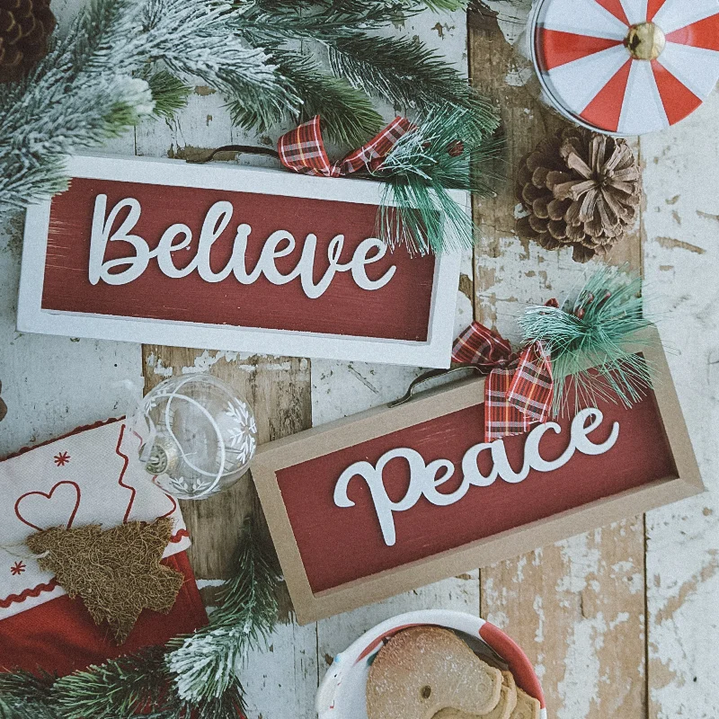 Christmas-Wooden-Sign-Plague-Peace-Noel-Believe.jpg