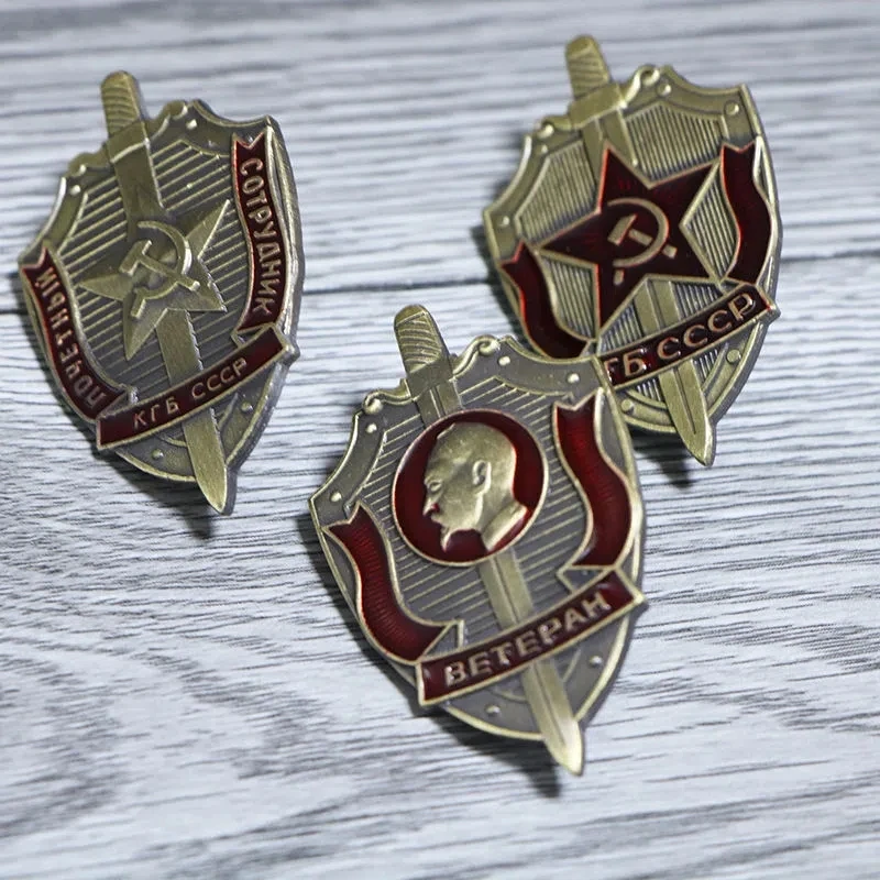 CCCP-KGB-badge-Soviet-military-order-red-star-pin-Ussr-award-medal ...